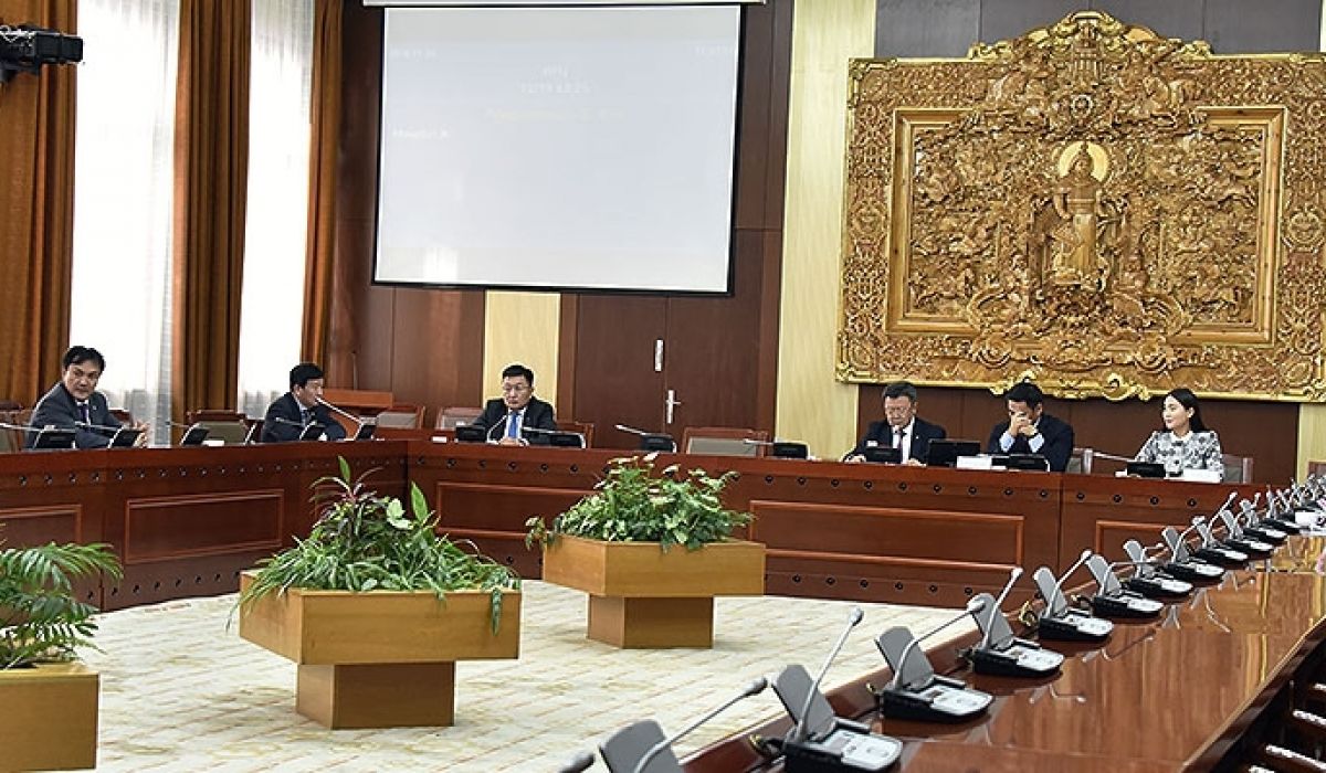 Байнгын хороо: Бүрэн эрхээсээ татгалзах хүсэлтийг хэлэлцэнэ