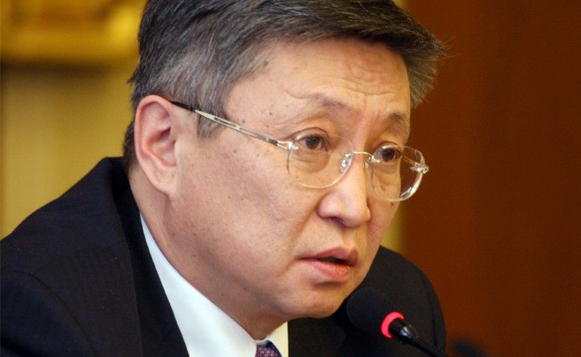 С Баяр Манай охин долоон байртай биш арав гаруй байр эргэлтэнд оруулсан