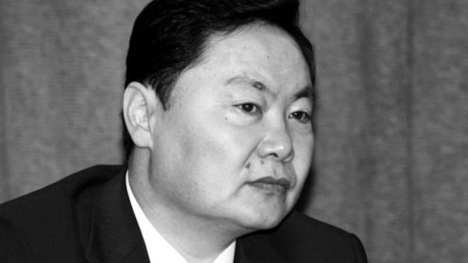 Мөрдөн байцаагчид хүч хэрэглэсэн “Эрэл” ийн Б Эрдэнэбатыг шүүнэ