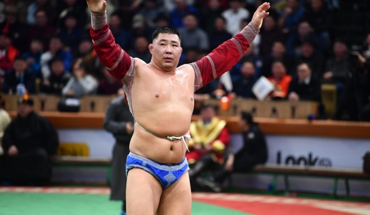 Улсын аварга О Хангай бөхчүүдийн чансааг тэргүүлж байна