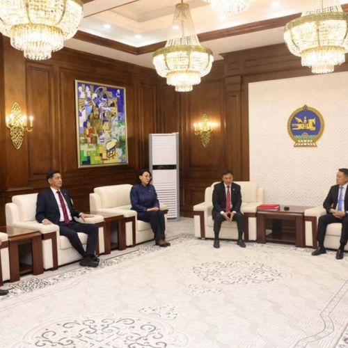 Эрхтэн эд эс шилжүүлэн суулгах тухай хуулийн төсөл өргөн мэдүүллээ