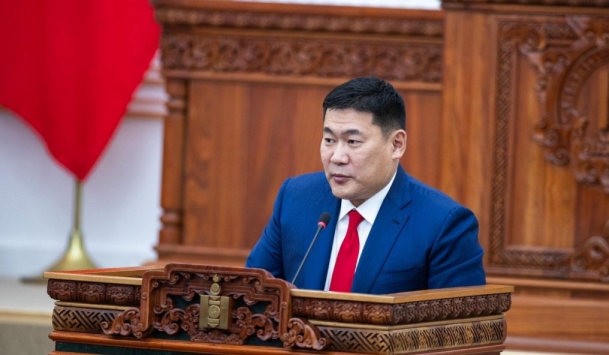 Л.Оюун-Эрдэнэ: Хилийн боомтын төмөр замыг холбох бүтээн байгуулалтыг ...